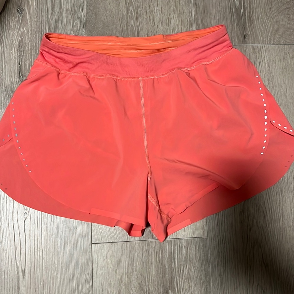 Lululemon Find Your Pace High Rise 3” Raspberry Cream - Gem